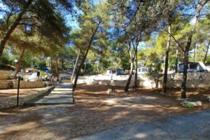 Accommodation – Camp Vira