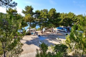 Accommodation – Camp Vira